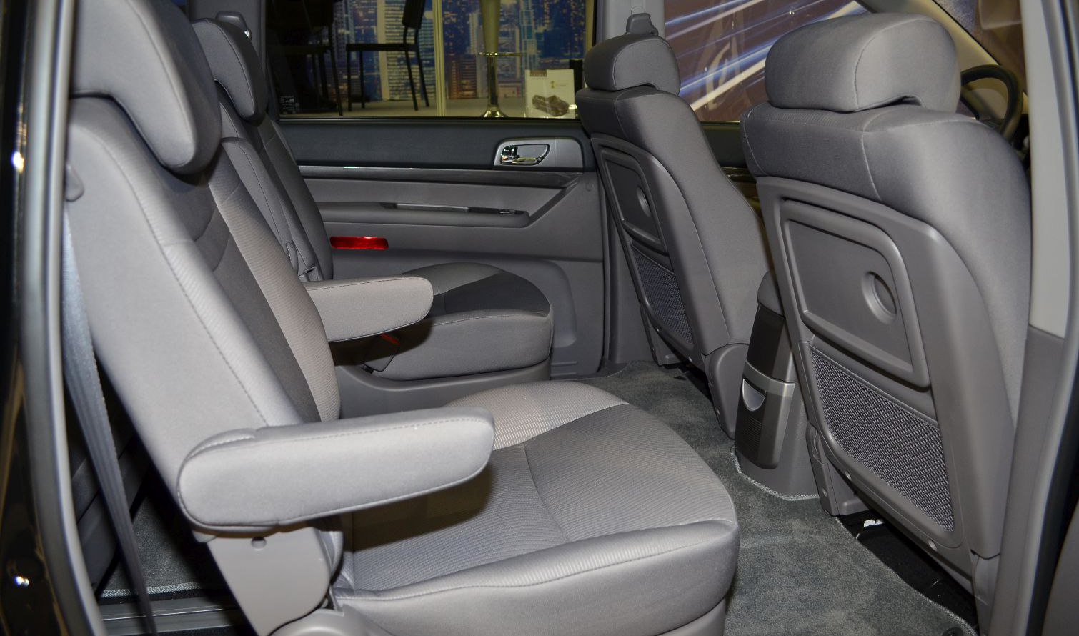 SsangYong Rodius technical specifications and fuel economy